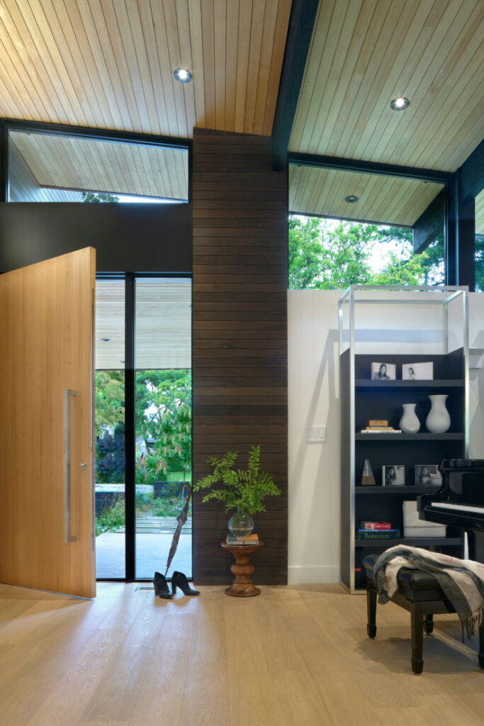 Before and After: A Westside Split-Level Gets a Dramatic Makeover ...