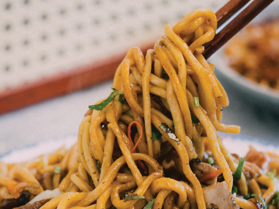 Recipe: Traditional Taiwanese Chow Mein (Gu Zao Wei Chao Mian)