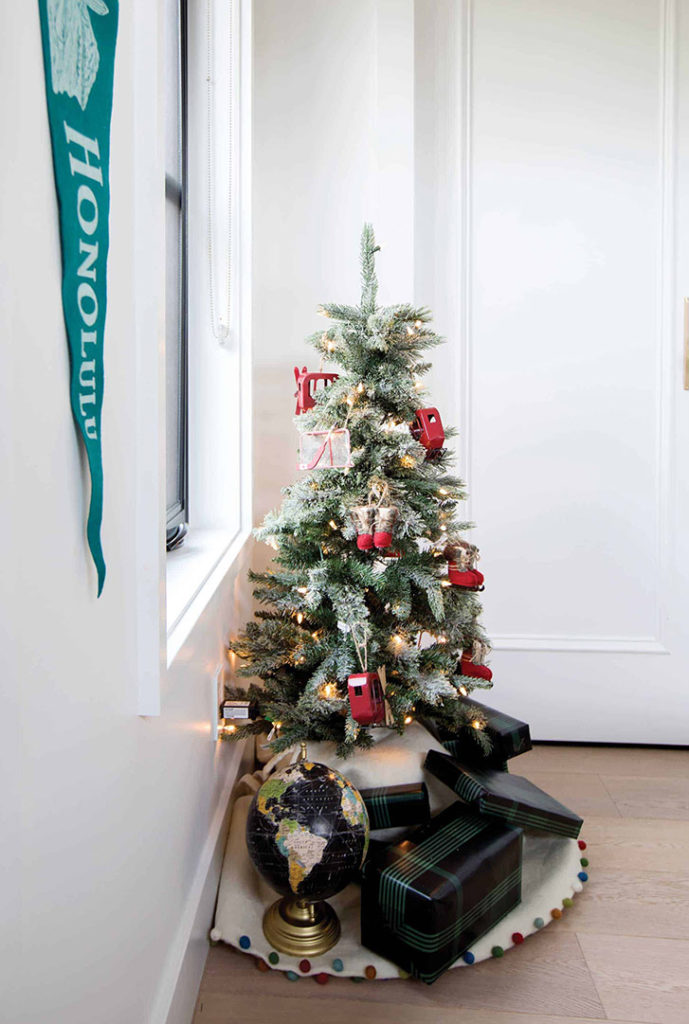 Tiny Christmas Trees Belong in the Bedroom—and these 6 Designer Holiday ...